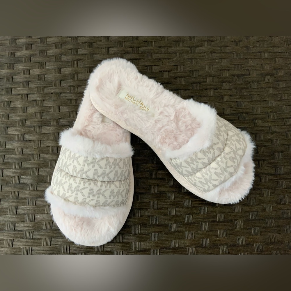 Michael Kors Mk Logo Ivory Bone Faux Fur Slides Slipp… - Gem